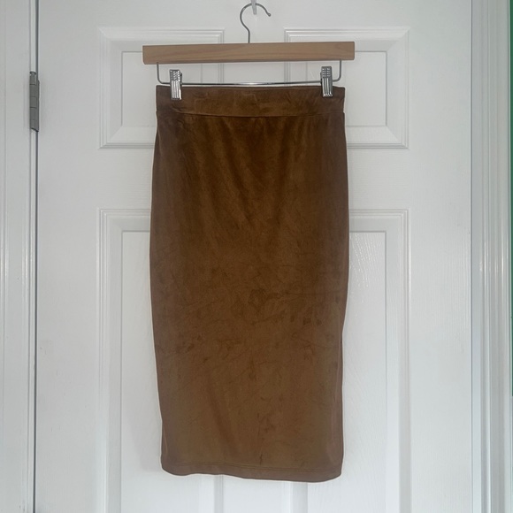 Iris Basic | Skirts | Iris Los Angeles Camel Basic Pencil Skirt | Poshmark